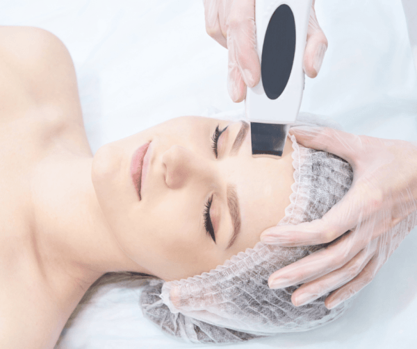 Facial Extractions 101: Your Guide to Radiant Skin and Aftercare